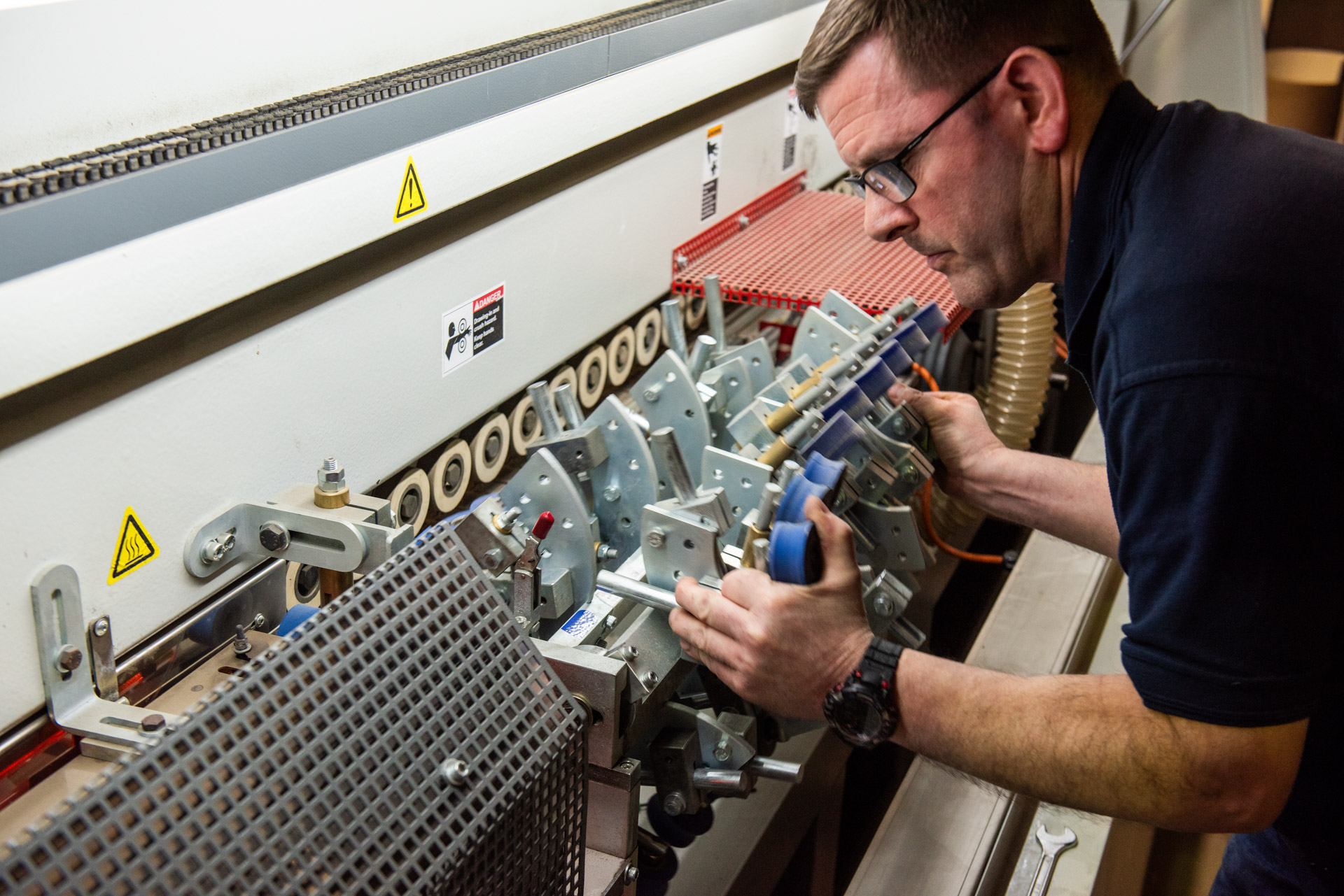 Duncan Reeds North | Expert Laminate Worktop Fabrication & CNC Services